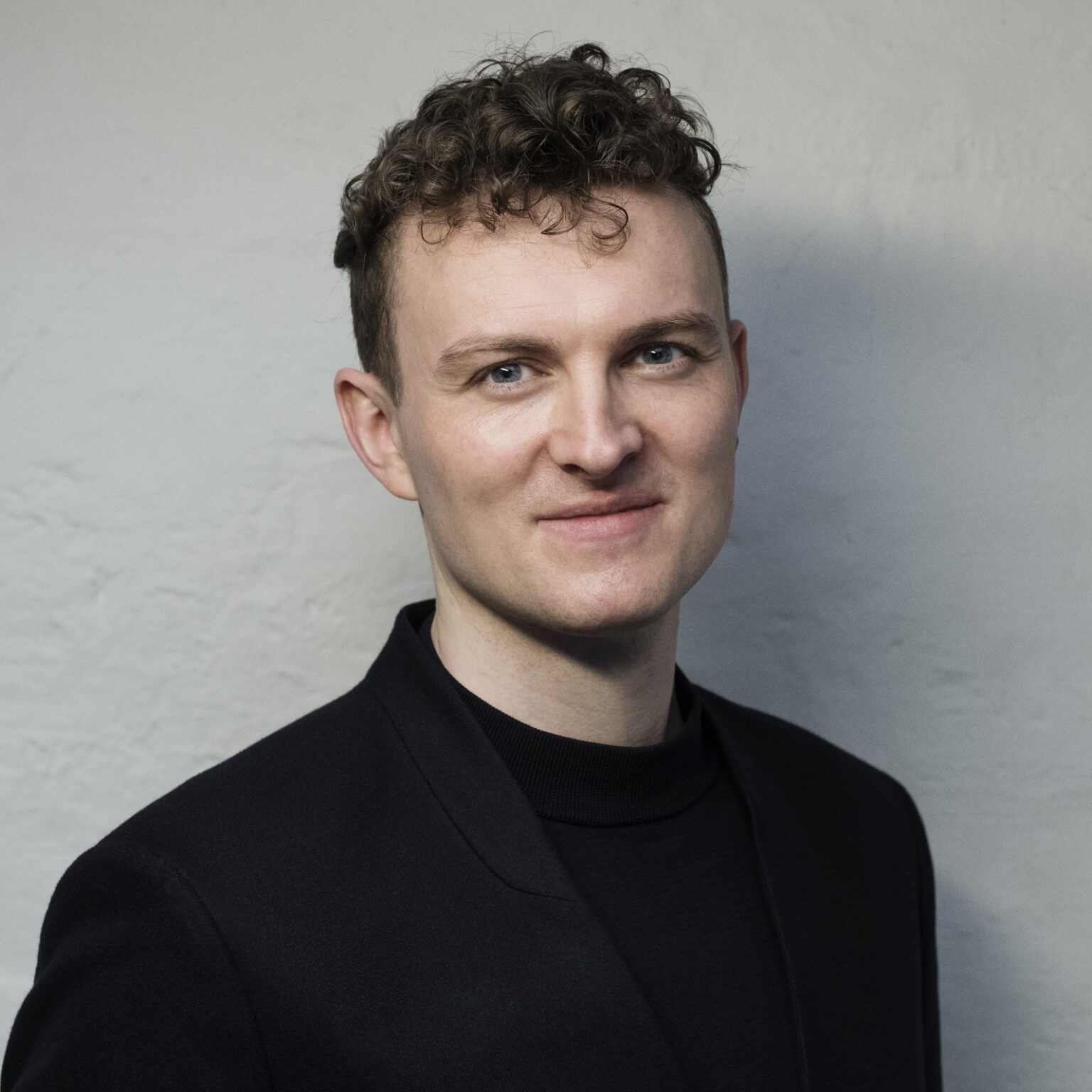 Peter Løhr - Foredrag, Nye Kunstnere, Nyheder - ARTE Booking