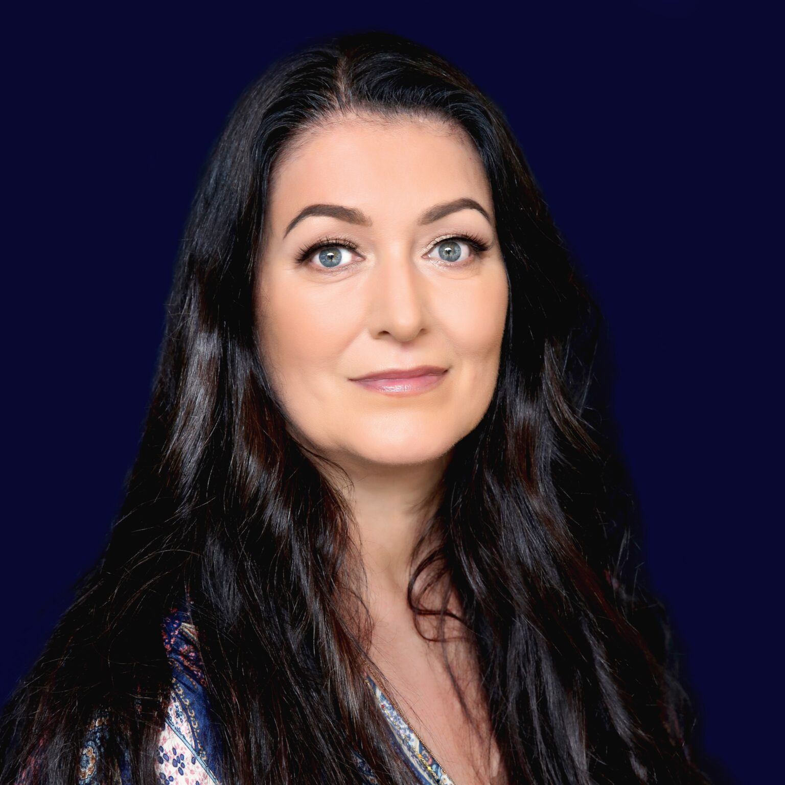 Yazmin Fox Eisen Foredrag Arte Booking Telefon 3848 1400